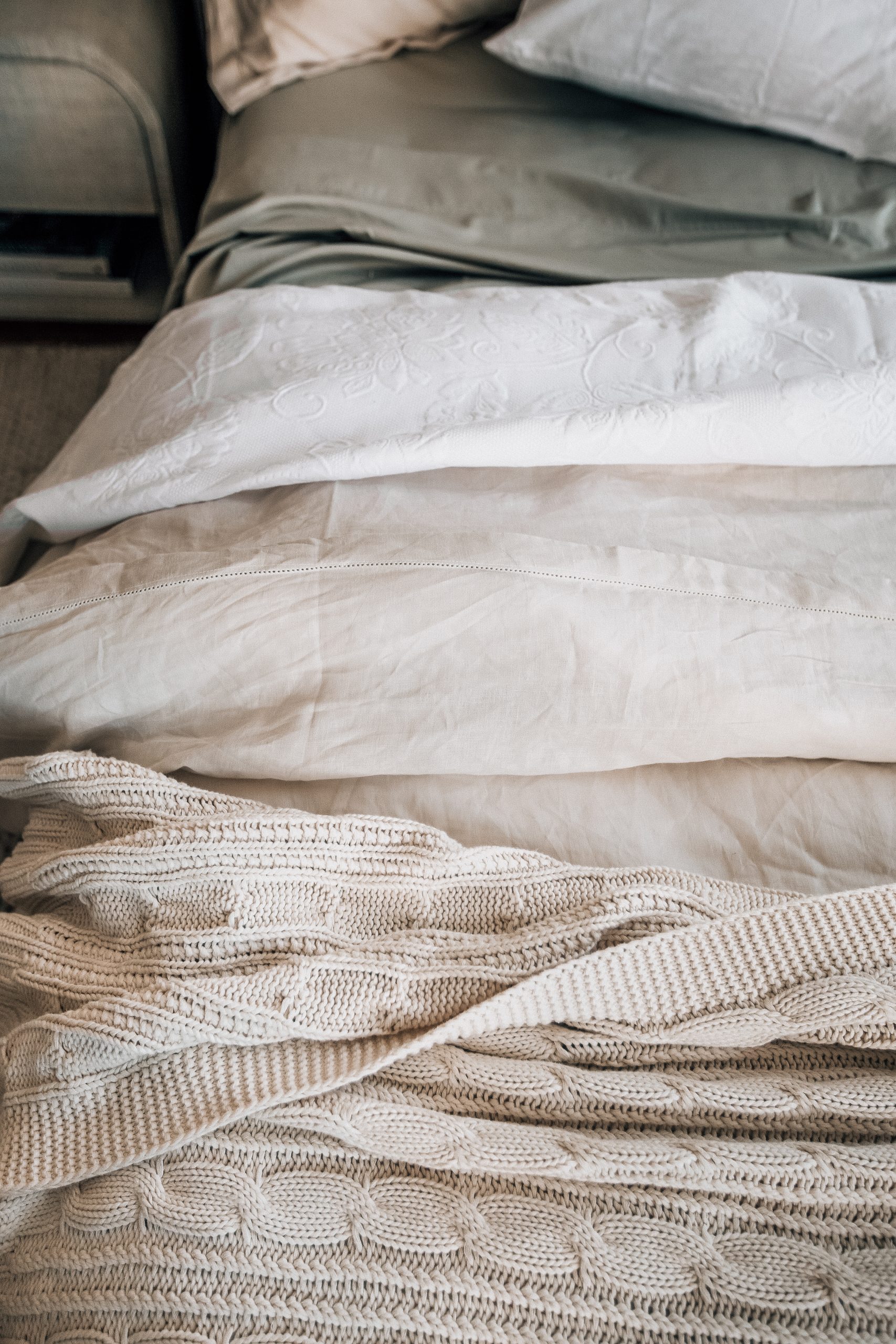 Creating The Right Layers For Your Bed - Pretty in the Pines