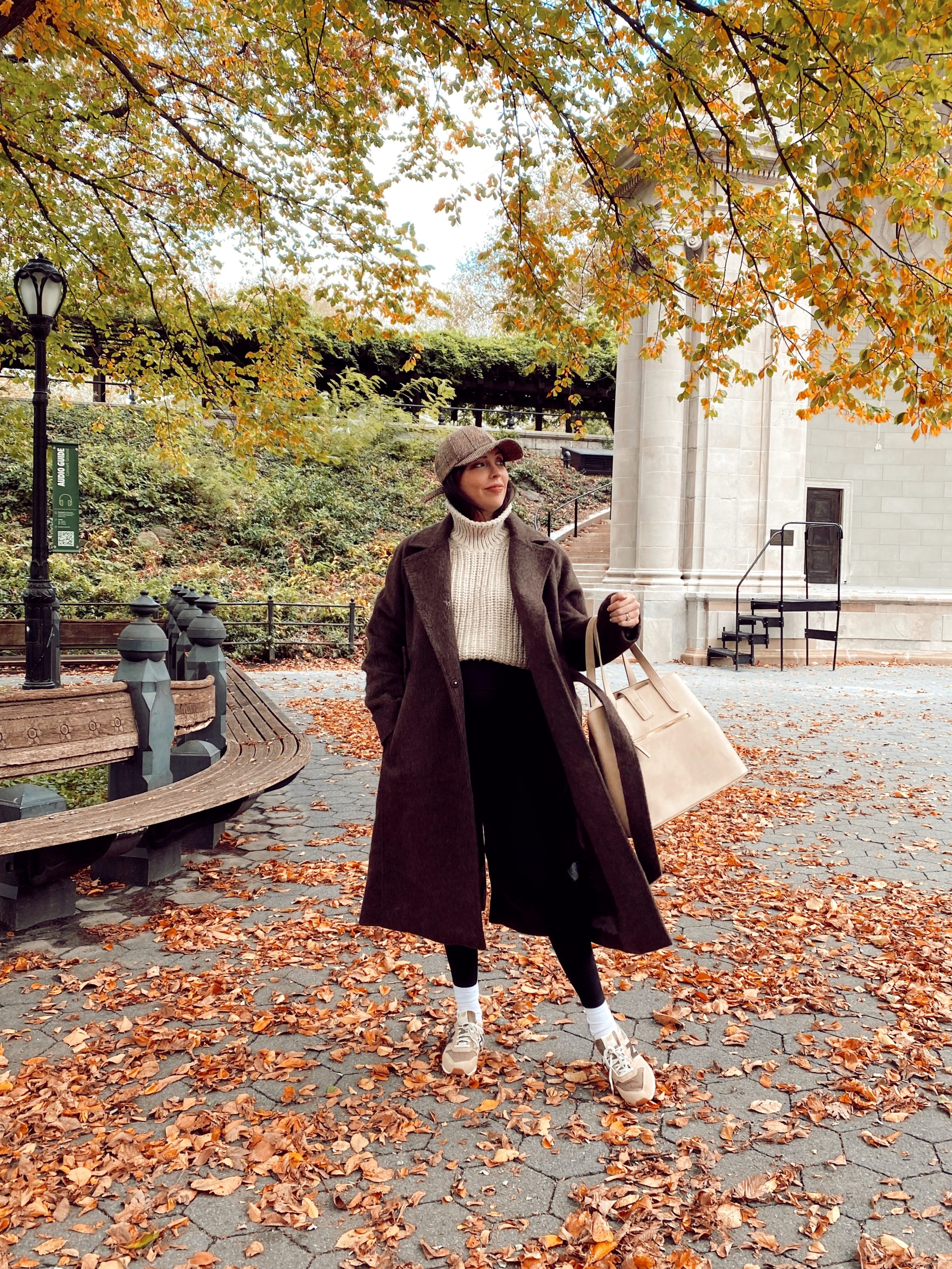 Bump-Friendly Fall Outfits- Pretty in the Pines